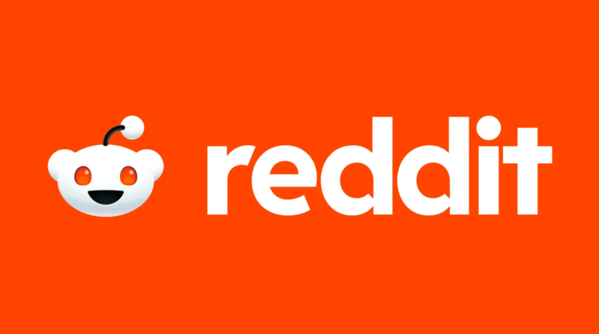 Reddit Evolves As A Brand Through Its New 3D Logo And Discussion-themed ...